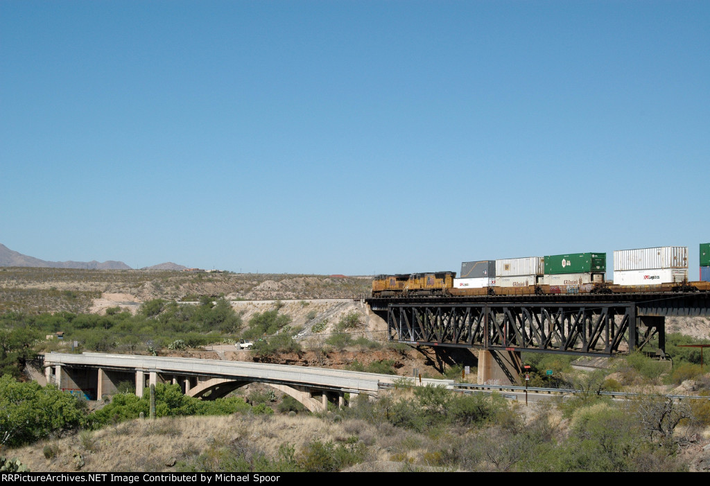 UP 7397 on bridge over Cienega Creek